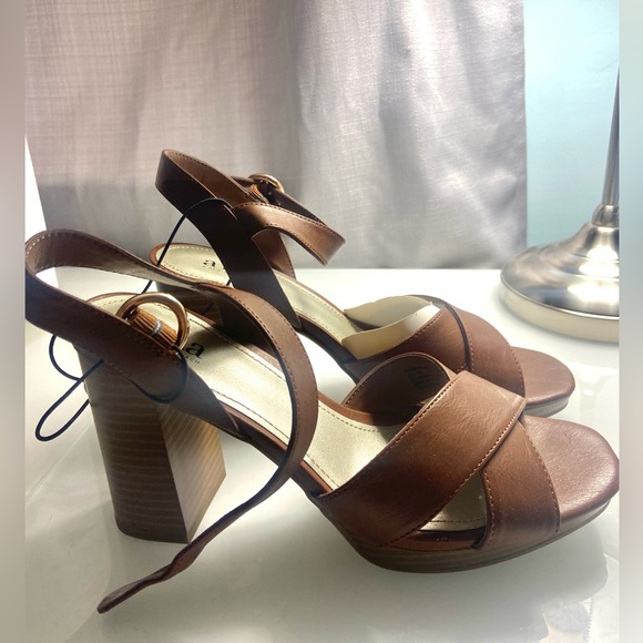 a.n.a | Shoes | Brown Block Heel Size 8 | Poshmark